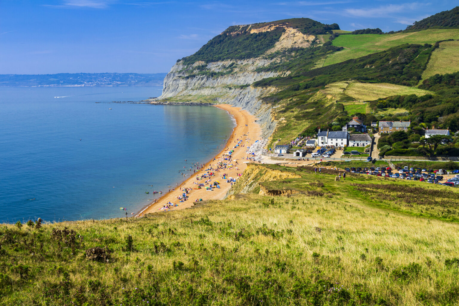 Coastal Living: Why Tenants Are Moving to Worthing